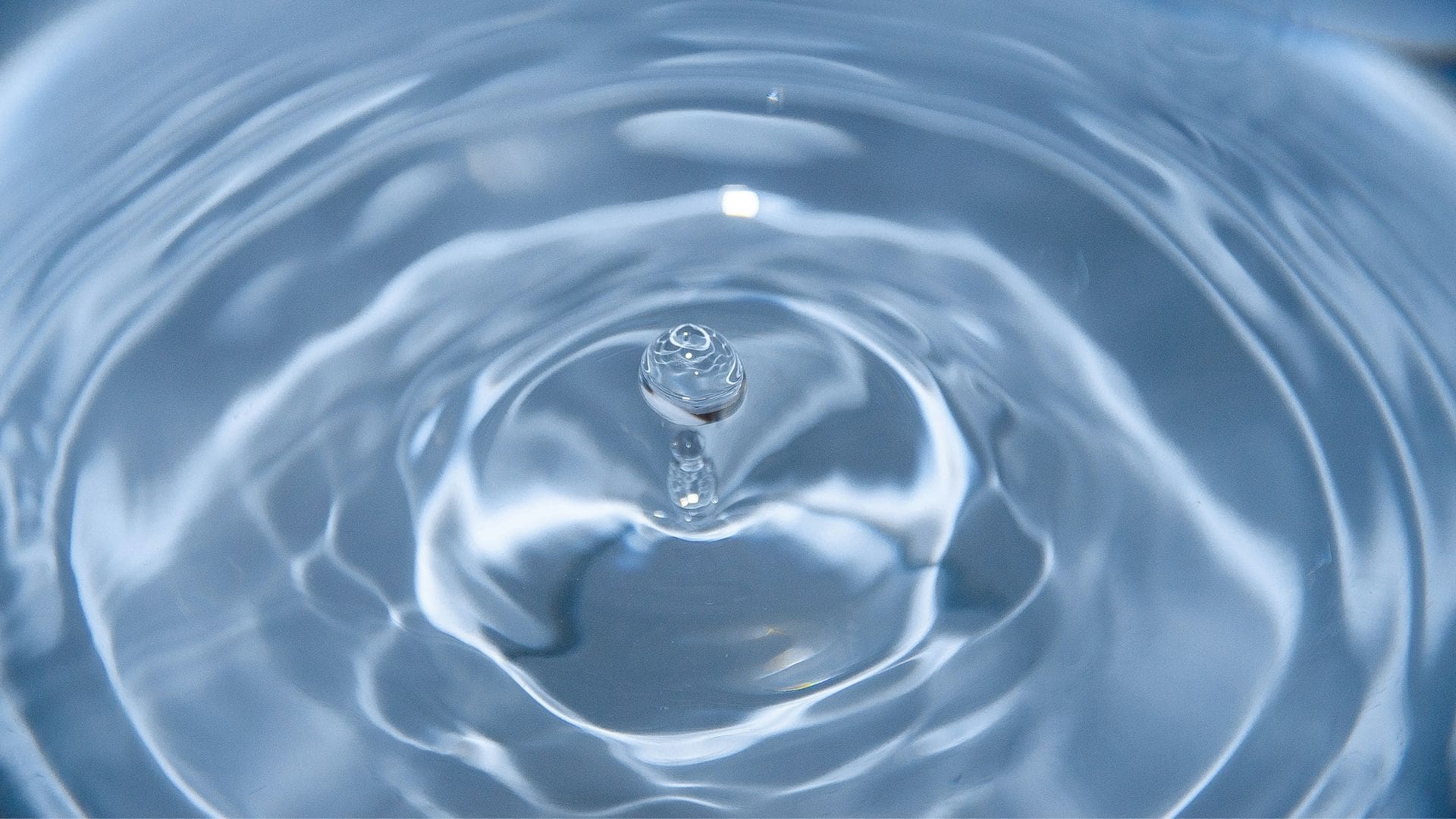 Here's Why Drinking More Water Might Be the Best Way Too Beat Stress